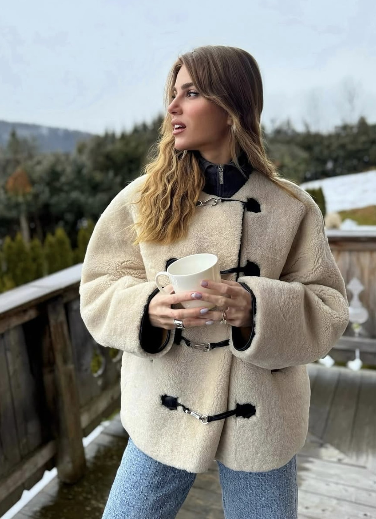 Nazlı Sabancı "Sabancı" Soyadını Profilinden Sildi - Onedio