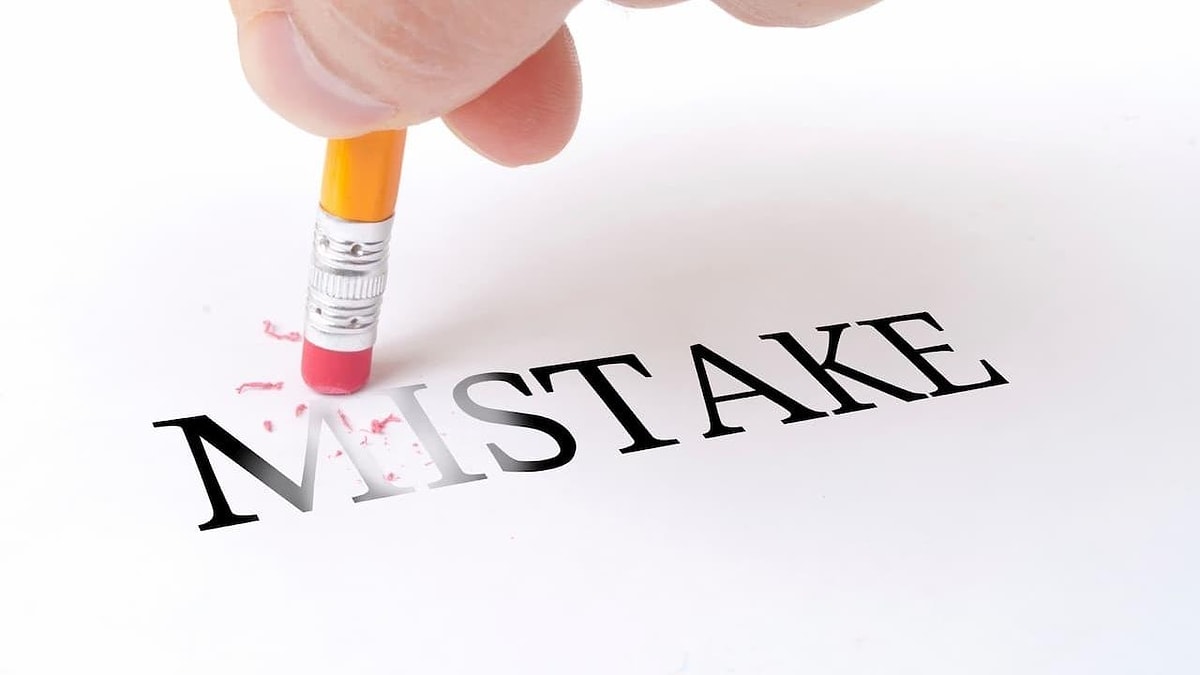 Why Do We Keep Making the Same Mistakes? The Psychology Behind ...