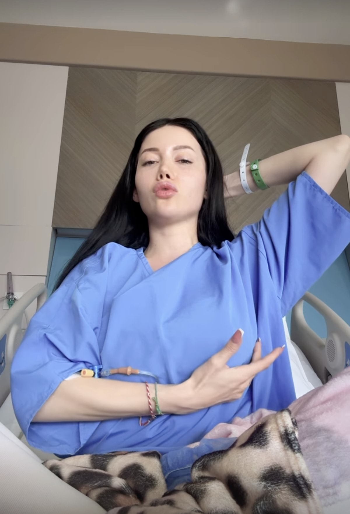 Kısmetse Olur Cansel Meme Kanseri mi? - Onedio