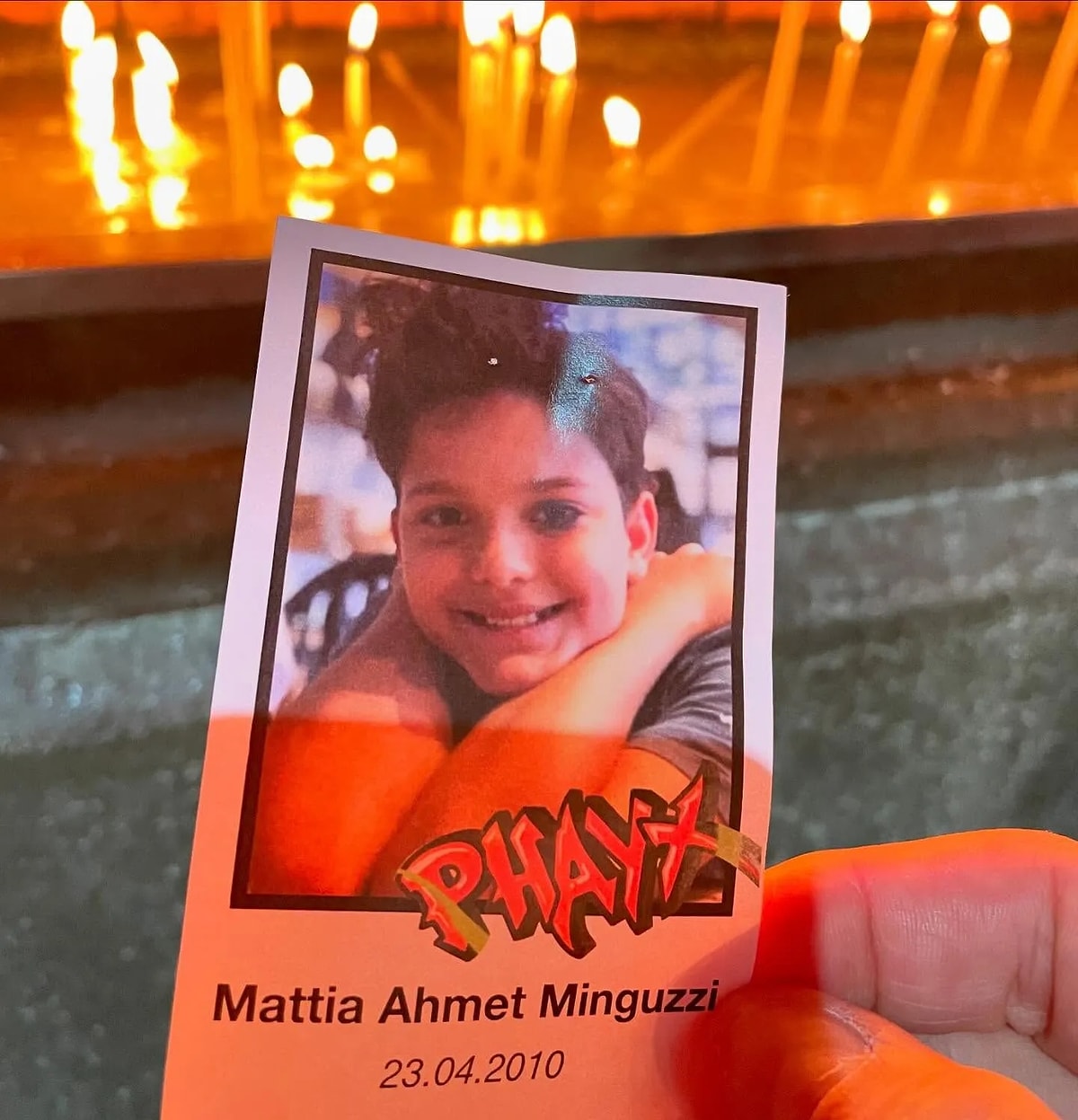 Mattia Ahmet Minguzzi’nin Mezarına Kim Saldırdı? - Onedio