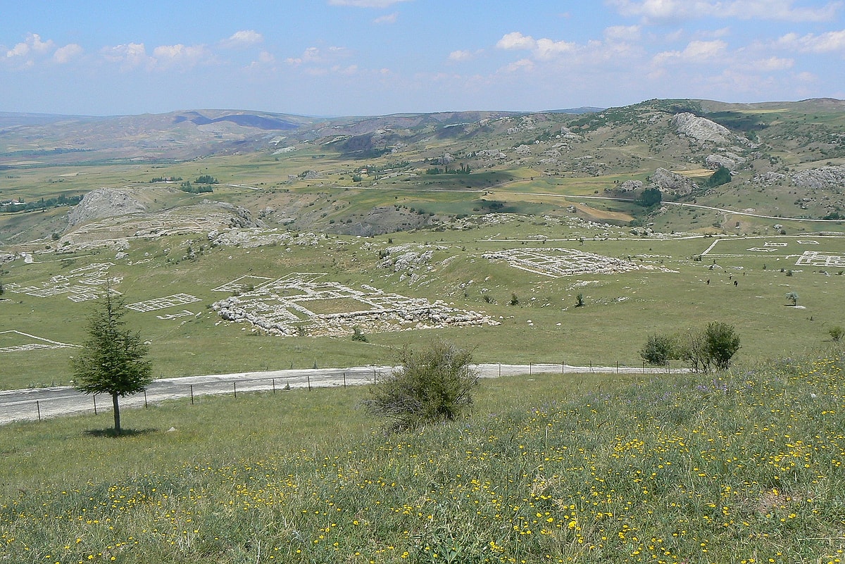 Explore the Ancient City of Hattusa in Turkey - Onedio