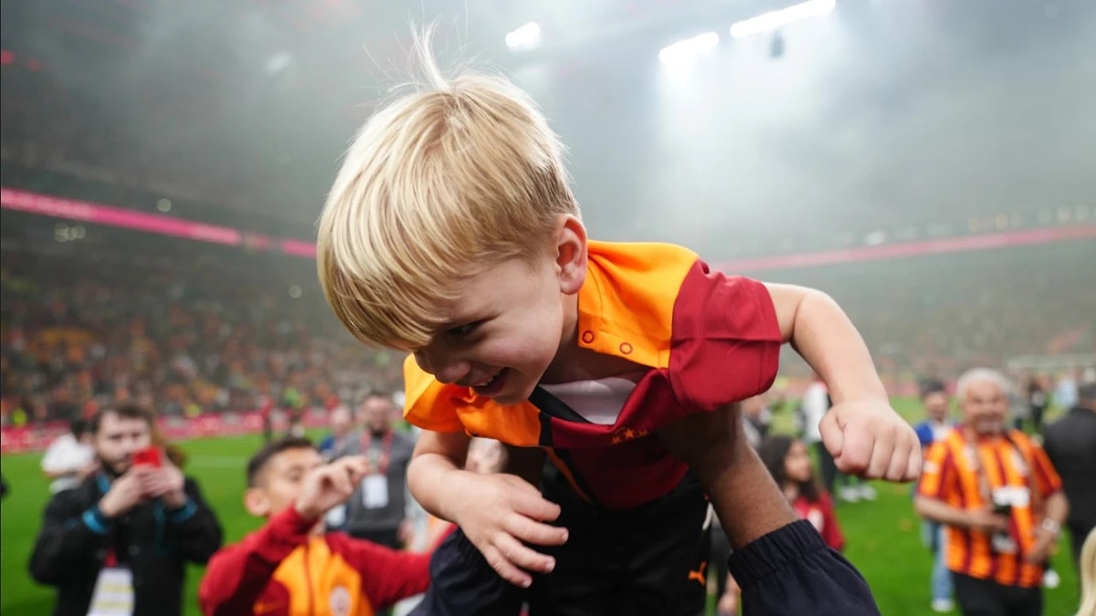 Ciro Mertens'ten Babasına Galatasaray Sorusu - Onedio