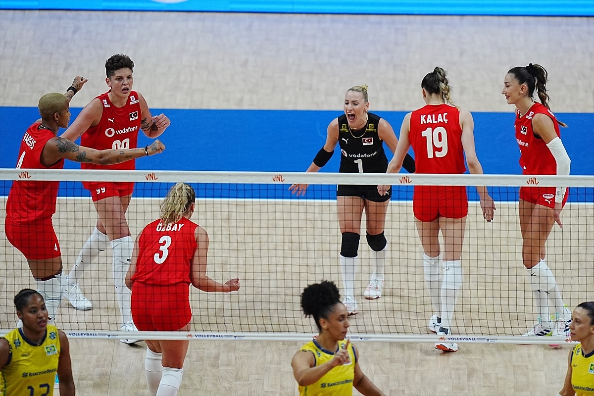 Filenin Sultanları, Brezilya'ya 3-1 Yenildi - Onedio