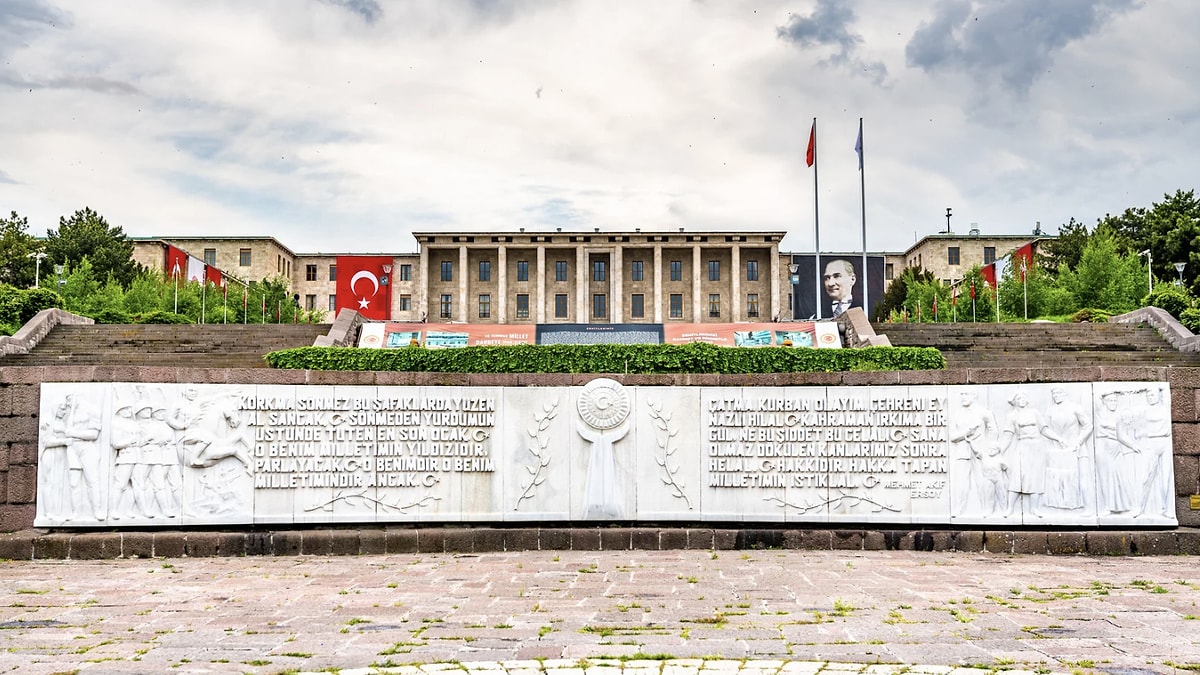 Why is Turkey Now Called Türkiye? - Onedio