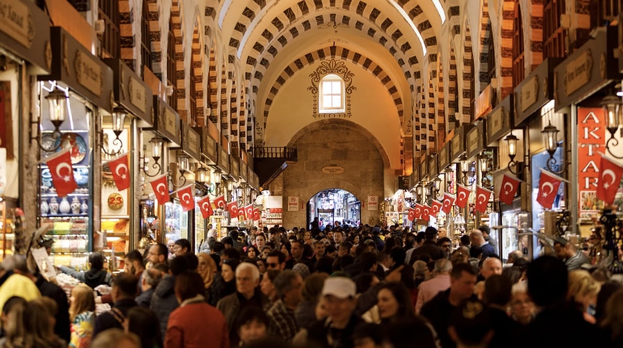 Ultimate Travel Guide to Istanbul’s Grand Bazaar - Onedio