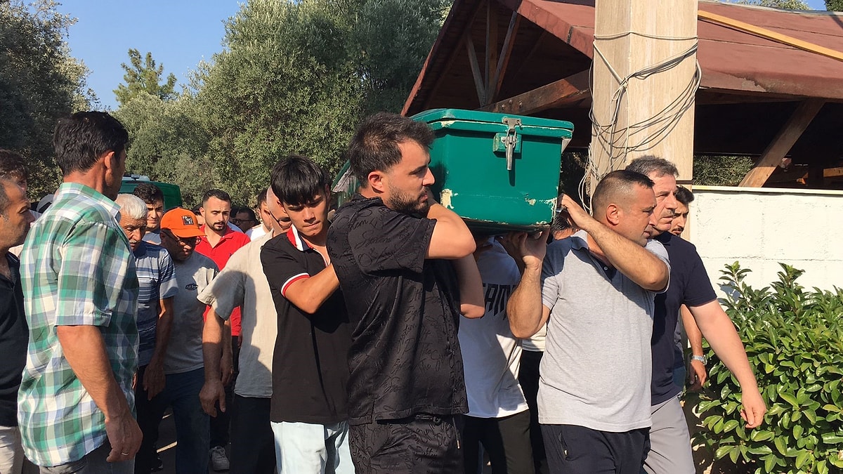 Çello Mustafa Hayatını Kaybetti: Çello Mustafa Kimdir? - Onedio