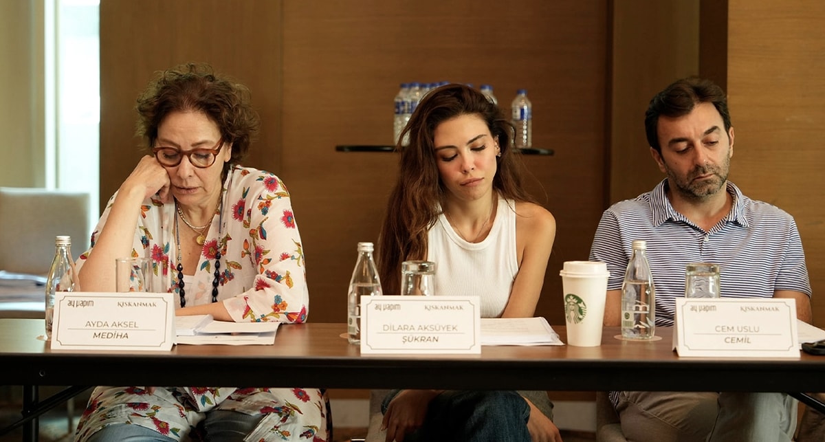 Kıskanmak Dizisi Konusu, Oyuncu Kadrosu ve Tüm Detaylar - Onedio