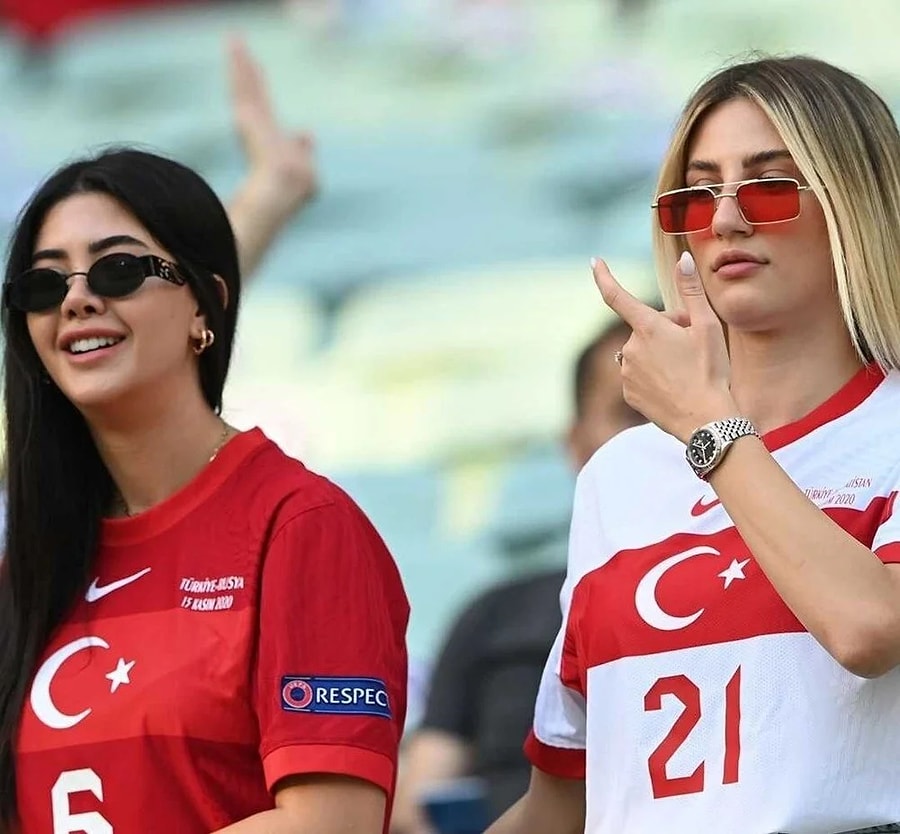 Milli Takım Yengeleri Küstü - Onedio