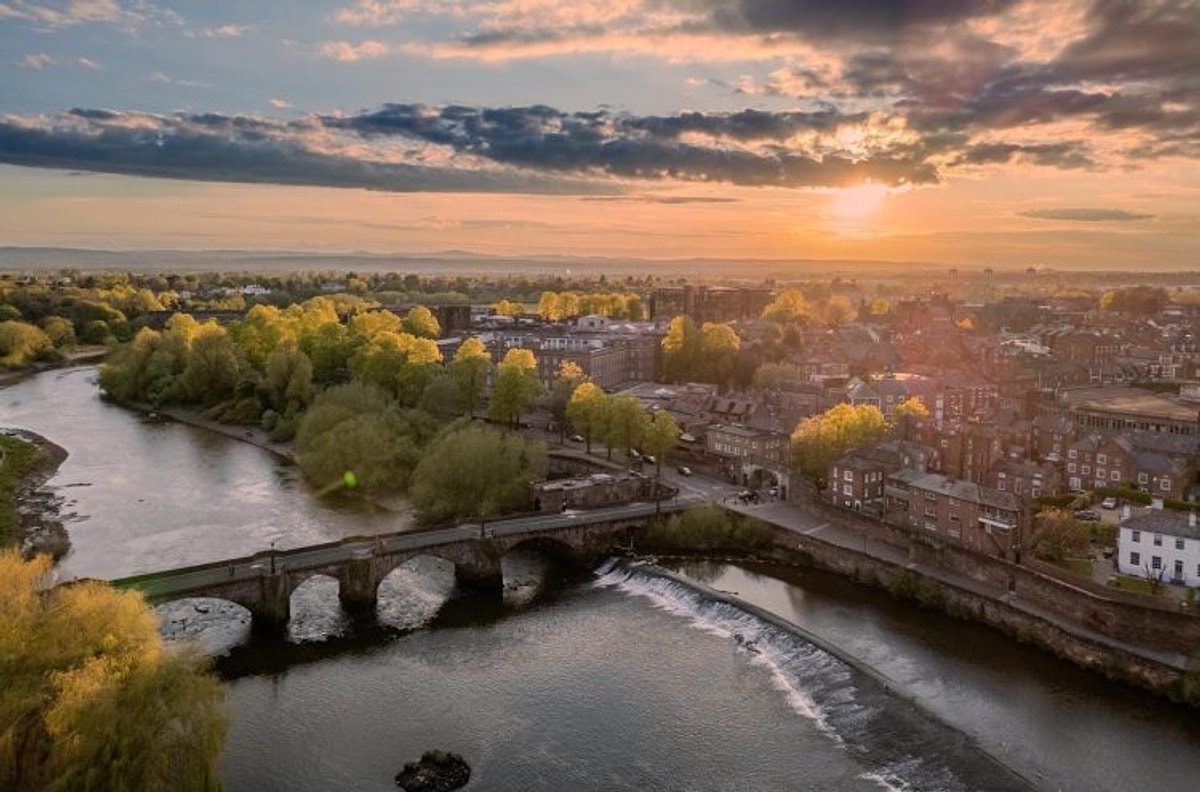 Chester Ranks First in the World's Most Beautiful Cities List - Onedio
