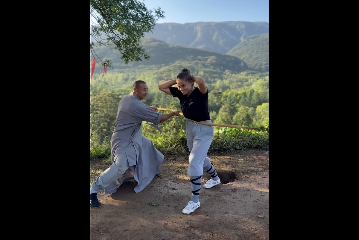 Gerçek Bir Tapınakta Kung Fu Eğitimi Alan Bir Kadın - Onedio