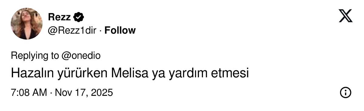 Hazal Kaya ve Melisa Döngel Arasındaki Yer Kapmaca Oyunu - Onedio