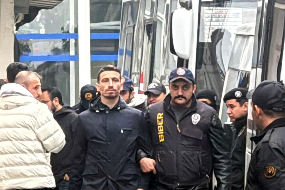 Mert Hakan Yandaş'ın Futbol Hayatı Bitti mi? - Onedio