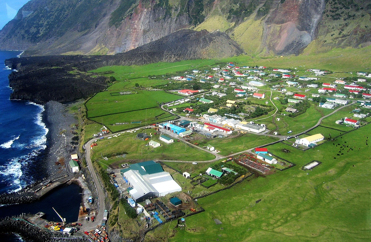 The World's Most Remote Location: Tristan da Cunha - Onedio