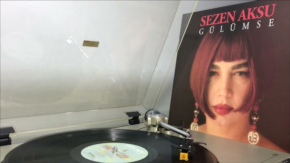 Sezen Aksu Gülümse Albümü İncelemesi - Onedio