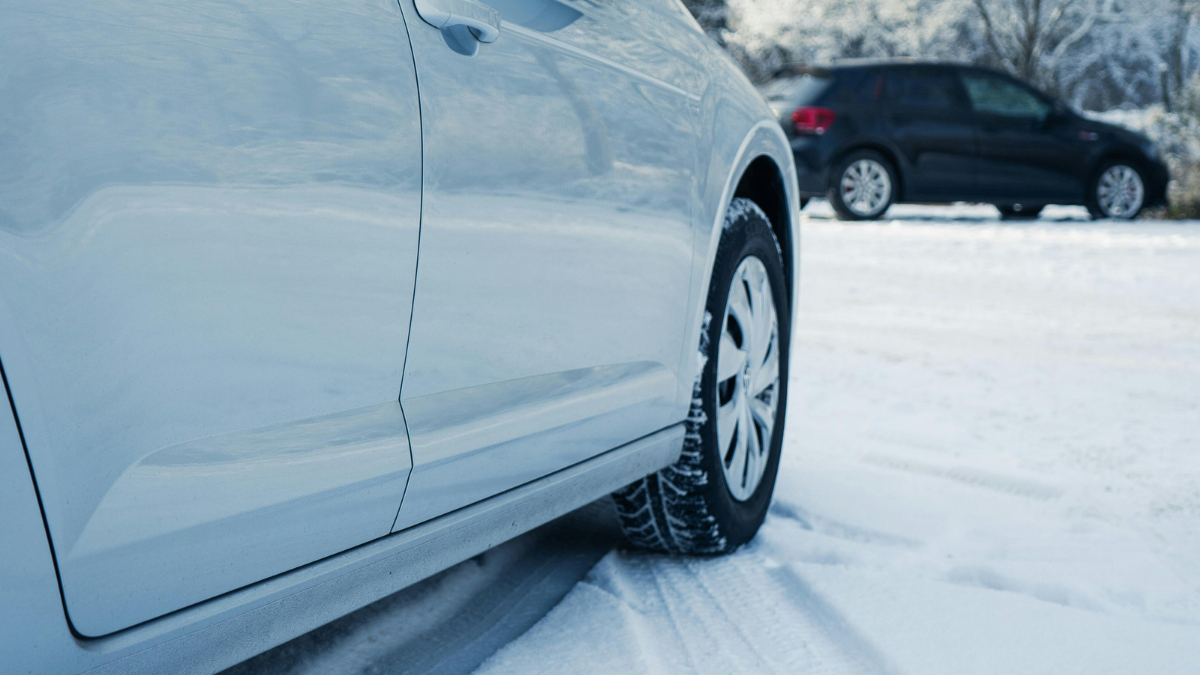 5 Golden Tips for Driving in Winter - Onedio