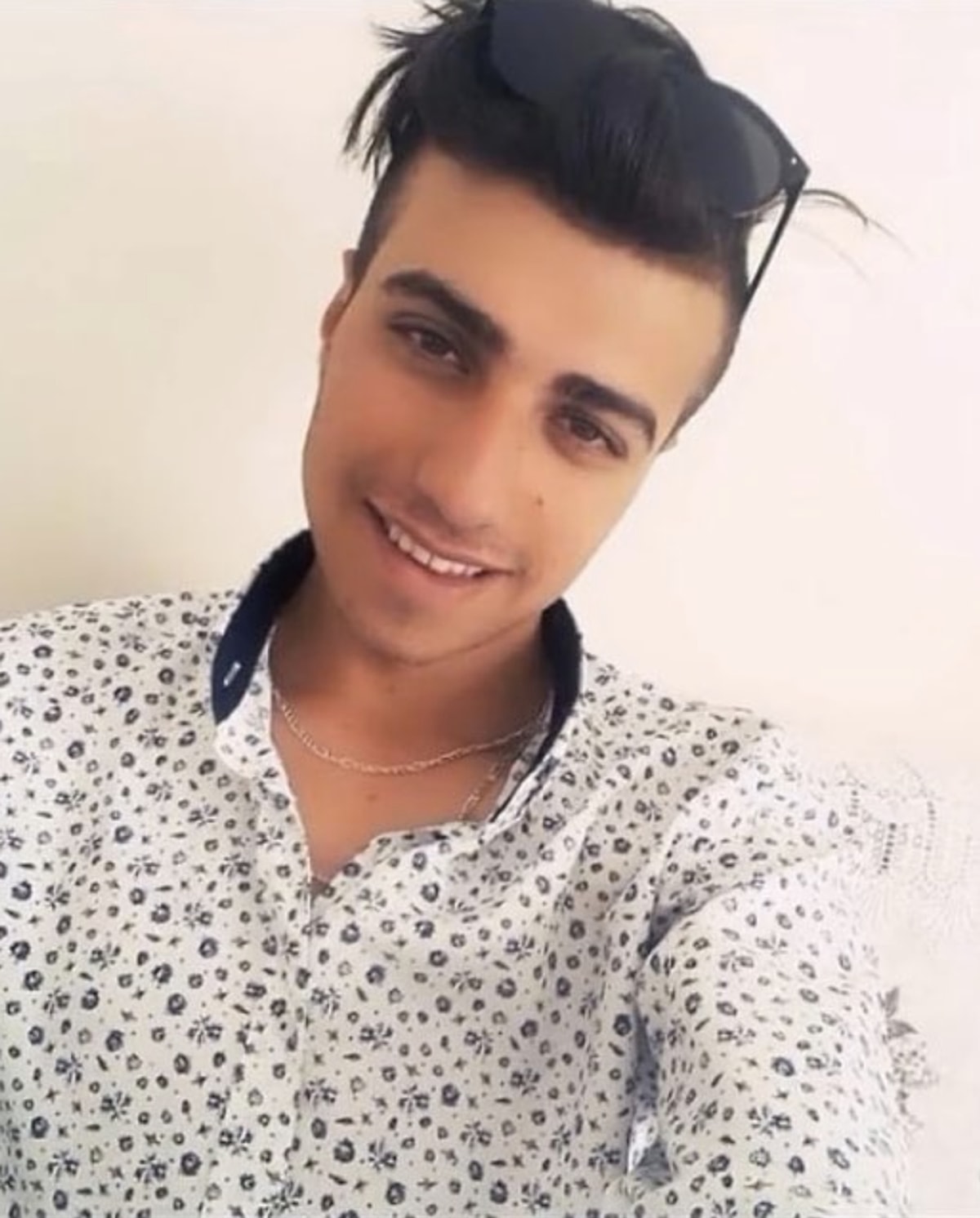 Mükremin Gezgin'in 9 Yıl Önceki Estetiksiz Hali Gündem Oldu - Onedio