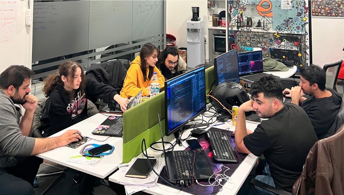 Turkish Indie Game Developed by Youth Debuts on Steam: They Are Looking ...
