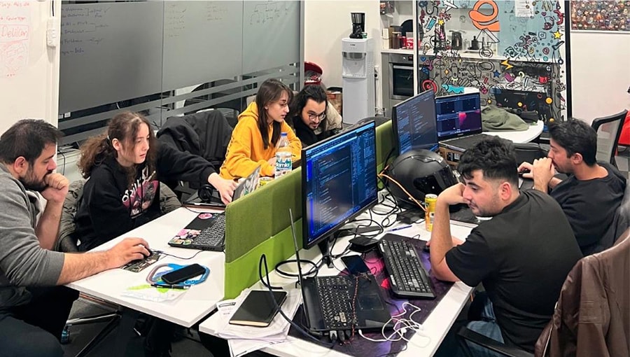 Turkish Indie Game Developed by Youth Debuts on Steam: They Are Looking ...
