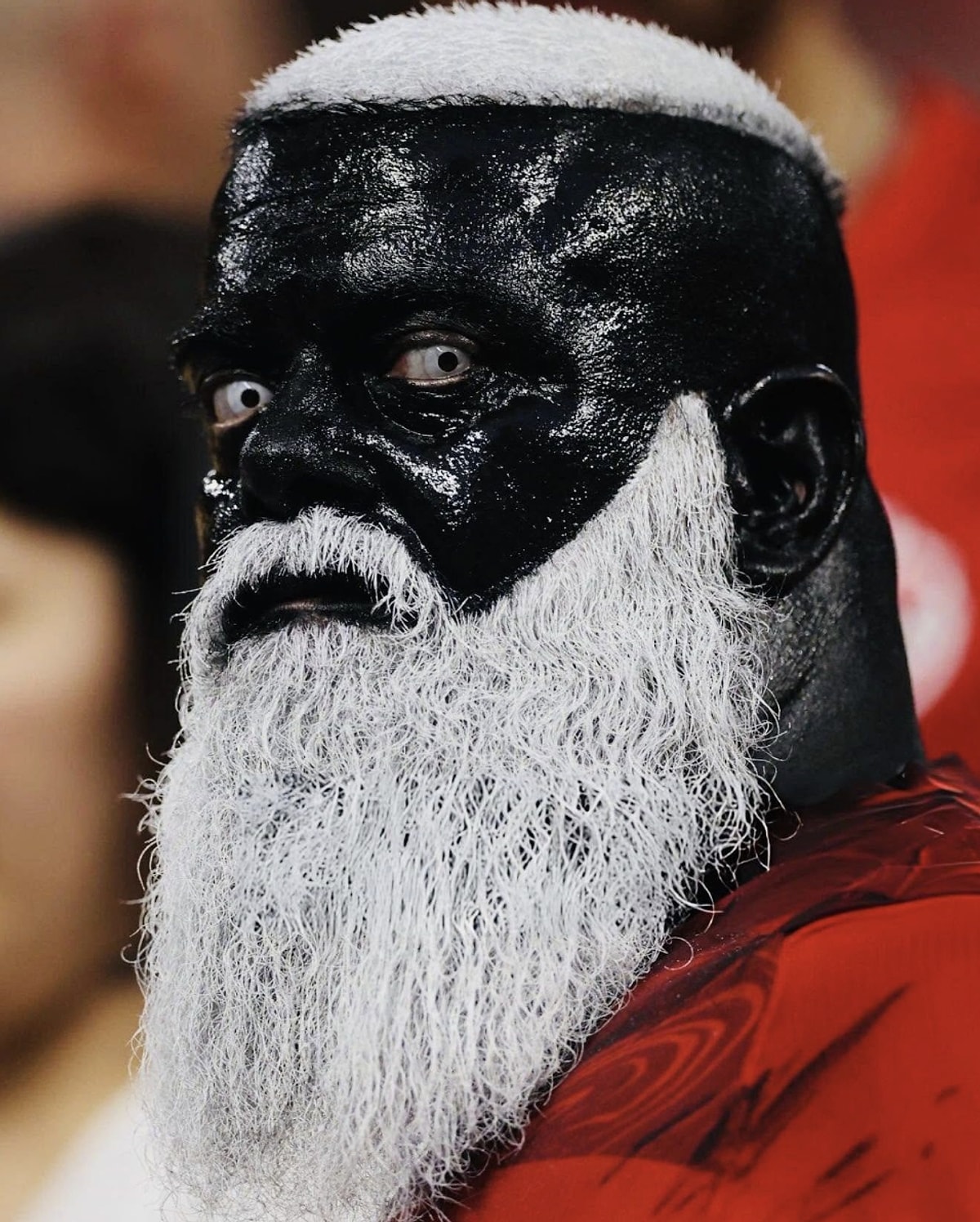 Who Is Udi Neco? Iconic Turkish Fan Steals the Show - Onedio